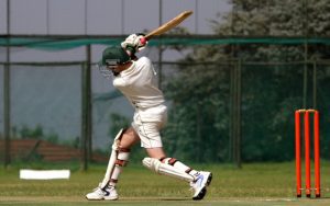 Pull Shot in Cricket - What is it and How to Play a Pull Shot ...