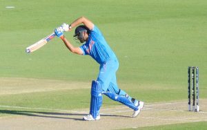 Pull Shot in Cricket - What is it and How to Play a Pull Shot ...