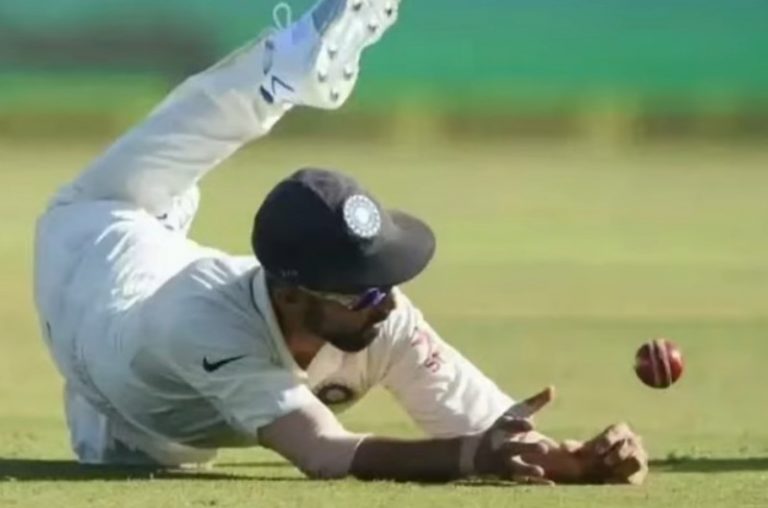 Why do Cricketers Tape their Fingers? - ItsOnlyCricket